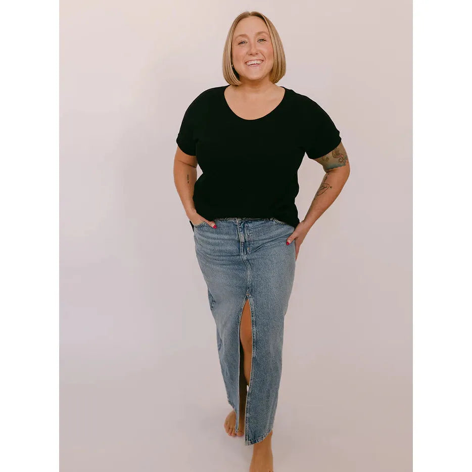 Janice Tee in Slub | Black – Modern Komfort
