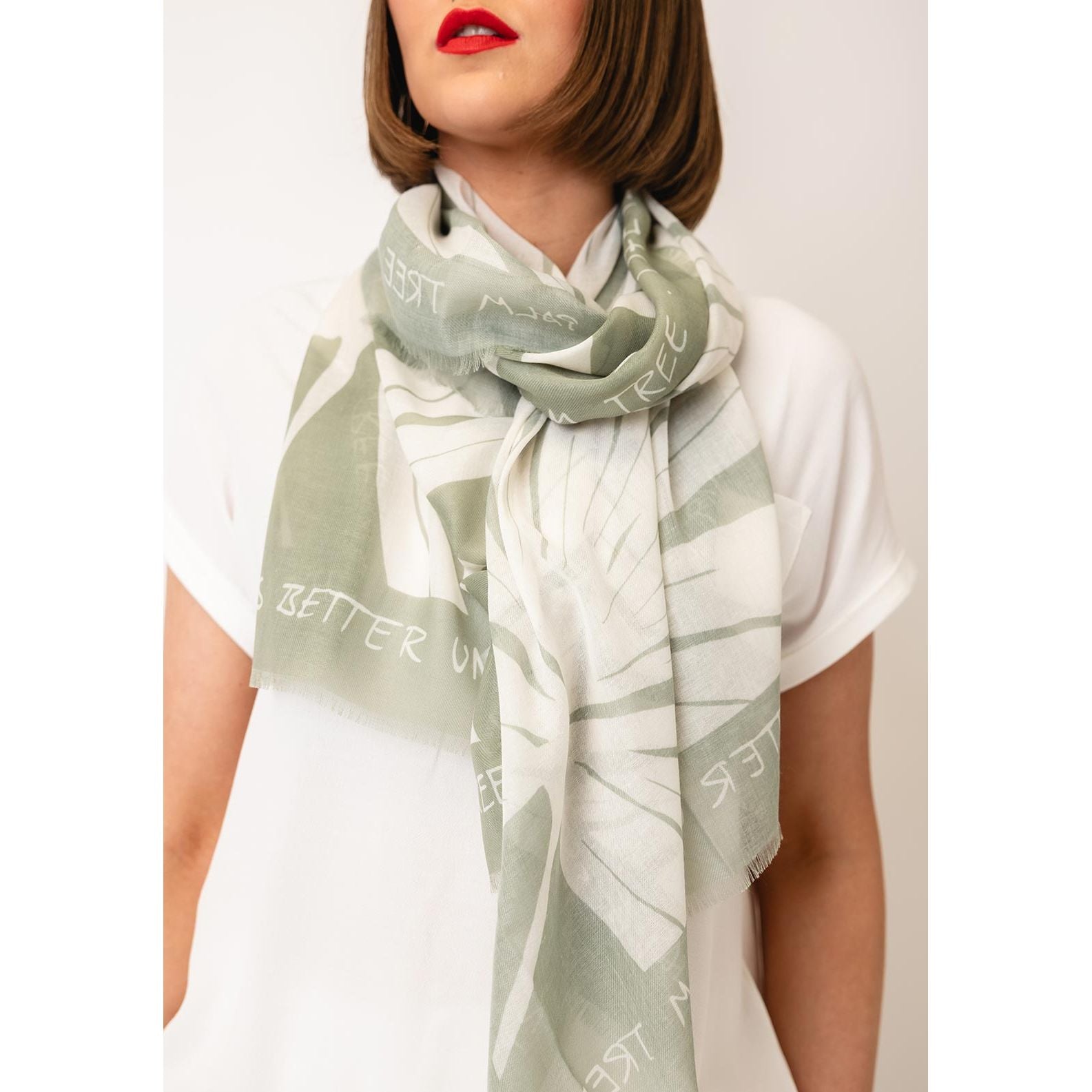 Palm Tree Scarf | Green / White – Modern Komfort